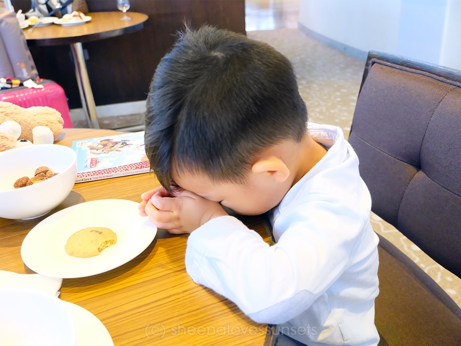 Teaching Kids to Pray: Anytime, Anywhere | Sheena Loves Sunsets